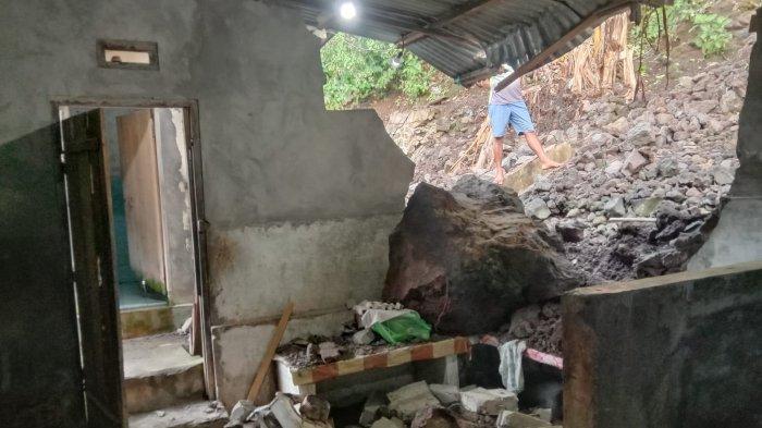 Cuaca Ekstrem, Satu Rumah Warga di Pulau Hiri Ternate, Hancur Akibat ... Cuaca Ekstrem, Satu Rumah Warga di Pulau Hiri Ternate, Hancur Akibat ...