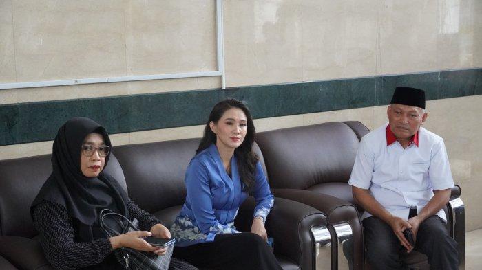 Jelang Pelantikan, Gubernur dan Wagub Malut Sherly Laos - Sarbin Sehe ...