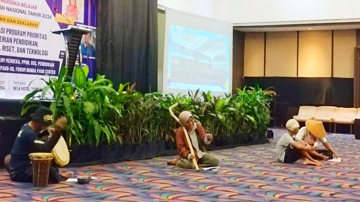 Teater Anak Bangsa Ikut Meriahkan Pembukaan Event Bulan Merdeka Belajar ...