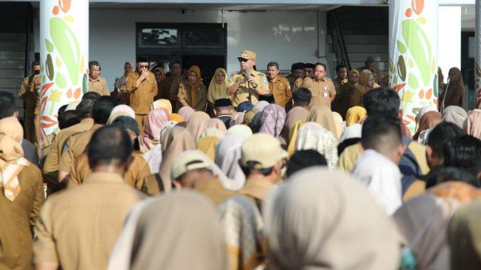 Wali Kota Ternate M Tauhid Soleman Pimpin Apel Perdana Pasca Libur Lebaran - Tribunternate.com