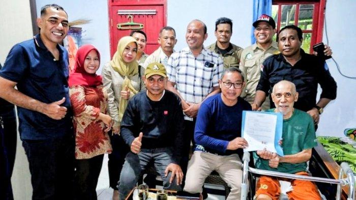 Cinta Almamater, Ohorella Idrus, Kakek 69 Tahun Hibah 1 Hektar Tanah ...