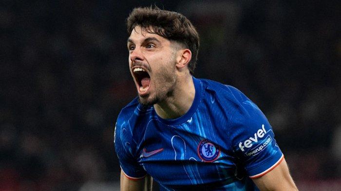 Pedro Neto Ambil Hikmah Main Bukan di Posisinya, Winger Chelsea: Malah ...