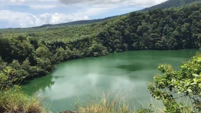 Sejak 247 Tahun Terbentuknya Danau Tolire Ternate Sarat Mitos, ini ...