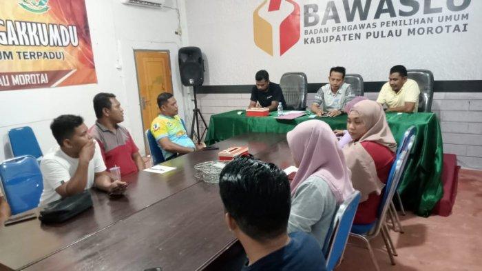 Tindaklanjuti Instruksi Bawaslu Ri, Bawaslu Morotai Dirikan Posko Pengaduan Masyarakat ...