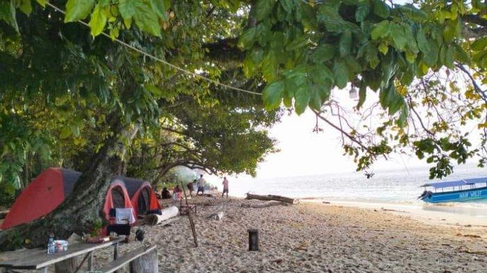 Pulau Paniki di Halmahera Timur Jadi Tempat Wisata Andalan saat Libur ...