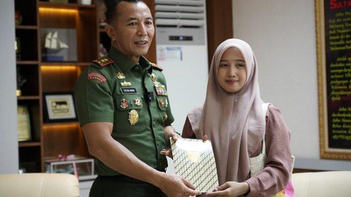 Sosok Nuraini, Gadis Asal Pinrang Jadi Kuli Bangunan untuk Biayai Kuliah, Pangdam Beri Apresiasi ...
