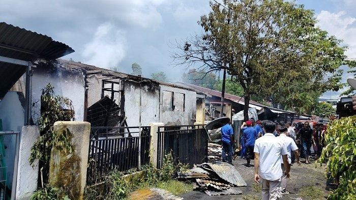 Fakta Asrama Polisi Polda Sulawesi Utara Terbakar, Tiga Rumah Perwira Hangus - Tribuntoraja.com
