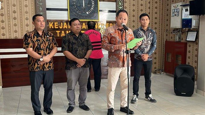 BREAKING NEWS: Kejari Tator Tetapkan Dua Tersangka Dugaan Korupsi Proyek Perpipaan Buntu Burake ...