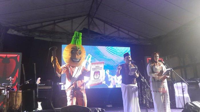 KPU Toraja Utara Perkenalkan Talas Upe Sebagai Maskot Pilkada 2024, Ini ...