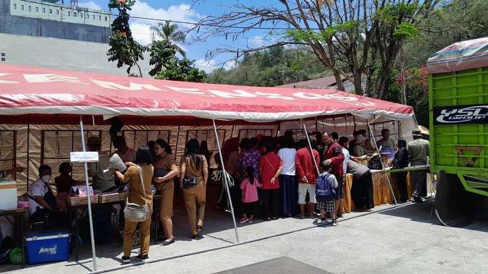 Ibu Rumah Tangga Hingga ASN Antre di Pasar Murah Tana Toraja, Beras ...