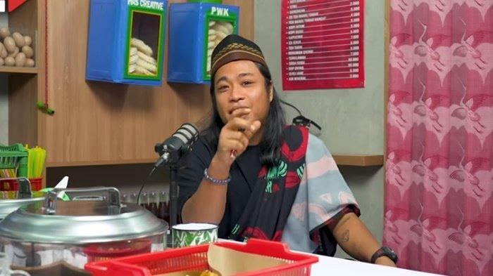 Siapa Sosok Yanti di Podcast PWK? Ini Bocoran Praz Teguh - Tribuntoraja.com