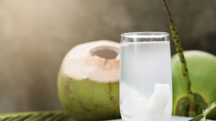 Ingin Turunkan Berat Badan? Minum Air Kelapa Secara Rutin - Tribuntoraja.com