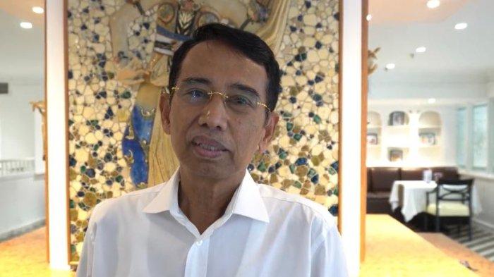 Mathius Salempang, Ketua Dewan Pembina DPP PMTI Senang TribunToraja ...