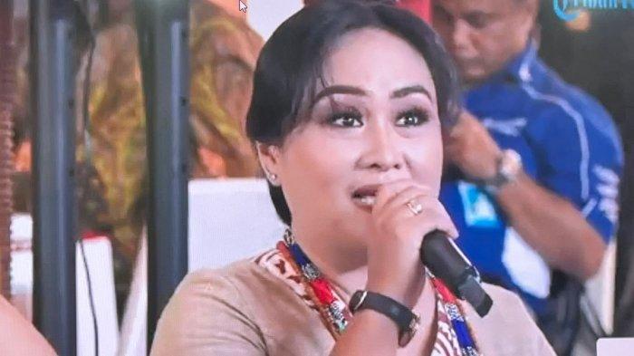 Penampilan Prof Apriana Toding di Peluncuran TribunToraja.com Bikin Salfok - Tribuntoraja.com