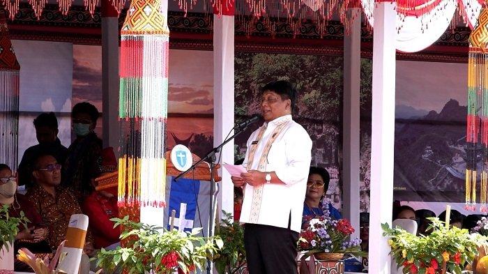 Theofilus Allorerung: Lewat Kongres, Pariwisata Toraja Menyebar ke ...