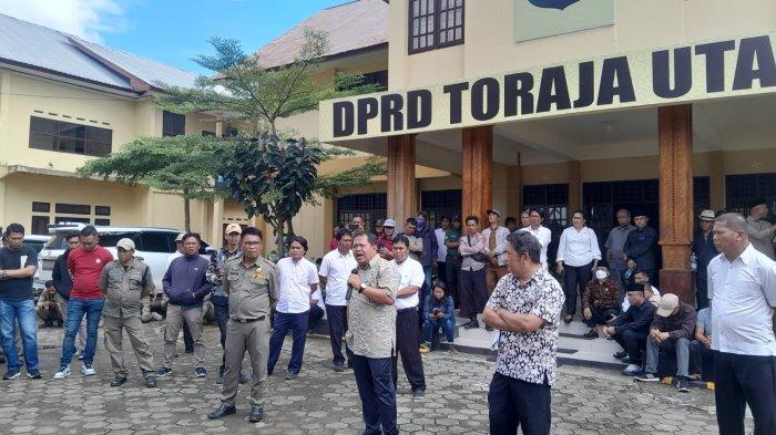 Julianto Mapaliey: Massa Demo Tolak LKPJ Dibayar Rp 50 Ribu per Orang - Tribuntoraja.com