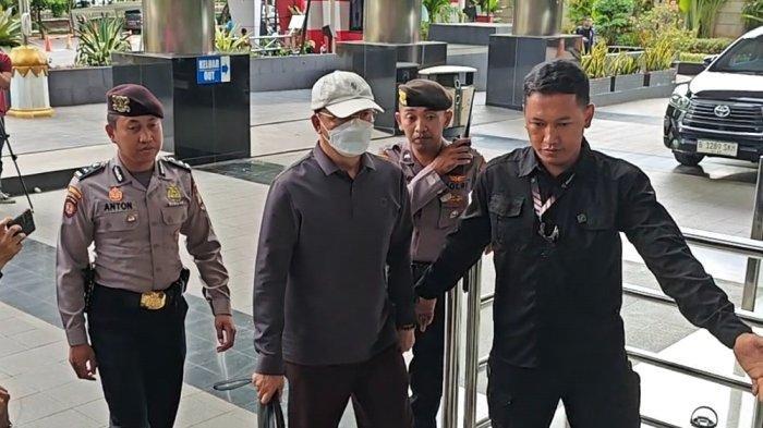Tragis! Cagub Petahana Bengkulu Ditangkap KPK Dua Hari Jelang Pilkada Serentak - Tribuntoraja.com