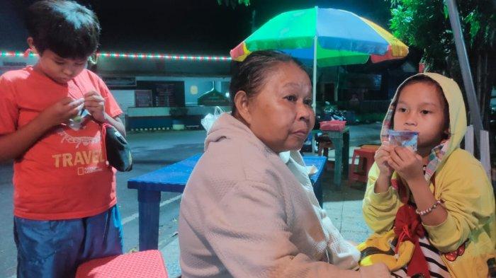 Kisah Nurhayati, Wanita asal Tana Toraja yang Rela Banting Tulang di Usia Senja Demi Cucu ...