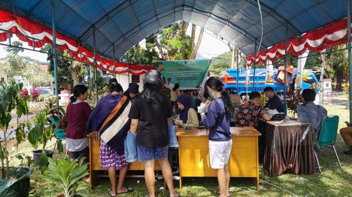 Gelar Pasar Murah di Tana Toraja, Perum Bulog: 10 Ton Beras Habis ...