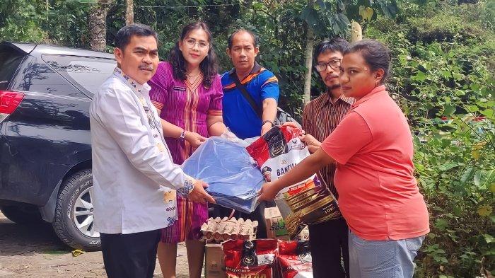 Rumah Rusak Parah Akibat Hujan Badai, 5 Keluarga di Mengkendek Dapat ...