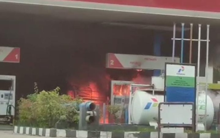 Kronologi Kebakaran di SPBU Alang-Alang Toraja Utara - Tribuntoraja.com