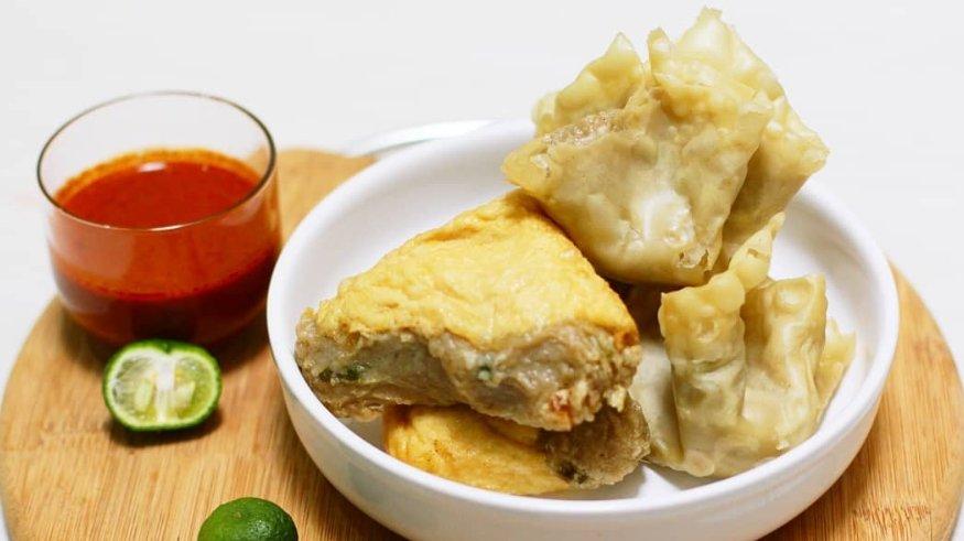 5 Kuliner Malam di Dago Bandung, Wajib Coba Batagor & Baso Simpang Dago ...
