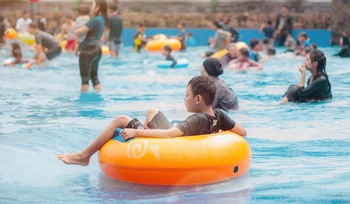Terbaru, Harga Tiket Masuk Boash Waterpark Bogor untuk September 2024 yang Lagi Hits - Tribun Travel