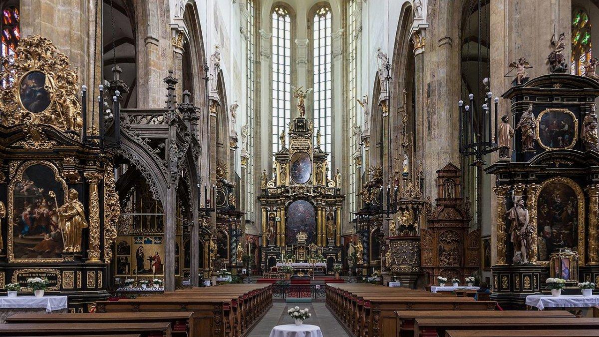 7 Tempat Wisata di Praha Ceko yang Gratis Buat Dikunjungi, dari Charles ...