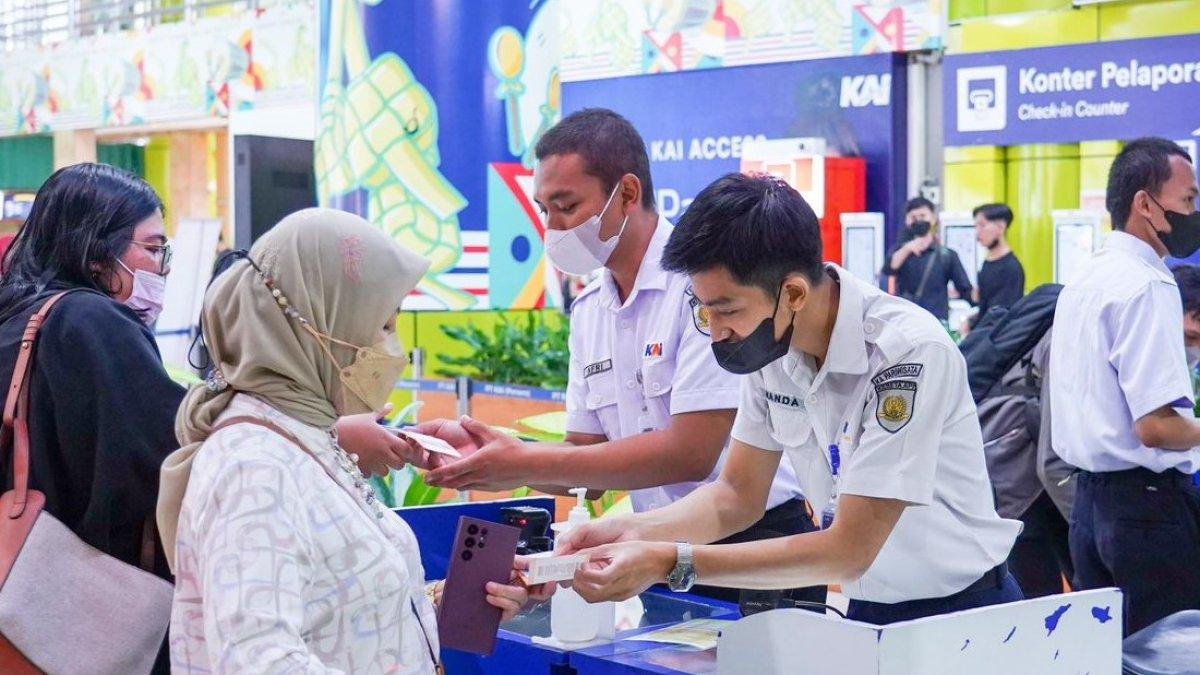 Jadwal Kereta Api Mutiara Selatan, Turangga, Sancaka & Bima Rute ...