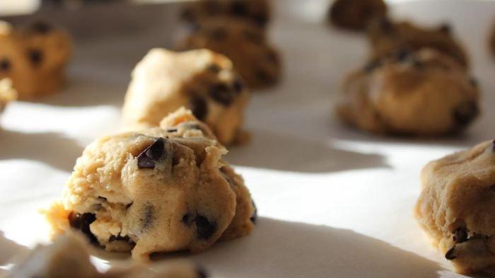 Resep Soft Cookies Chocochips Buat Isian Hampers Lebaran - Tribun Travel