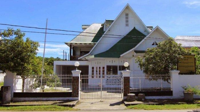 Panduan Menuju Keraton Kesultanan Bacan, Tempat Wisata Bersejarah di ...