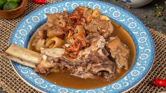 5 Tempat Makan Siang Enak di Makassar, Wajib Coba Coto Makassar hingga Sop Konro - Tribun Travel