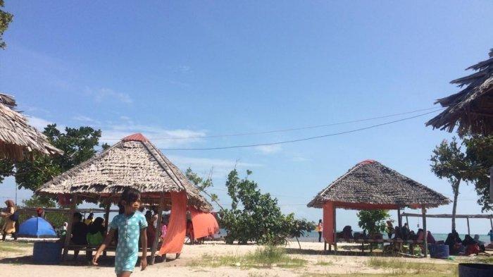 Pantai Elyora di Batam, Kepri Suguhkan View Pepohonan Bakau yang ...