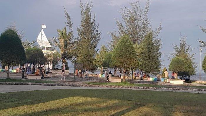 Pantai Piwang, Tempat Wisata Favorit di Bunguran Timur, Natuna, Kepri ...