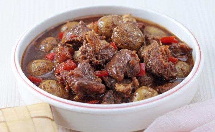 5 Resep Semur Daging Spesial Enak dan Empuk ala Rumahan - Tribun Travel
