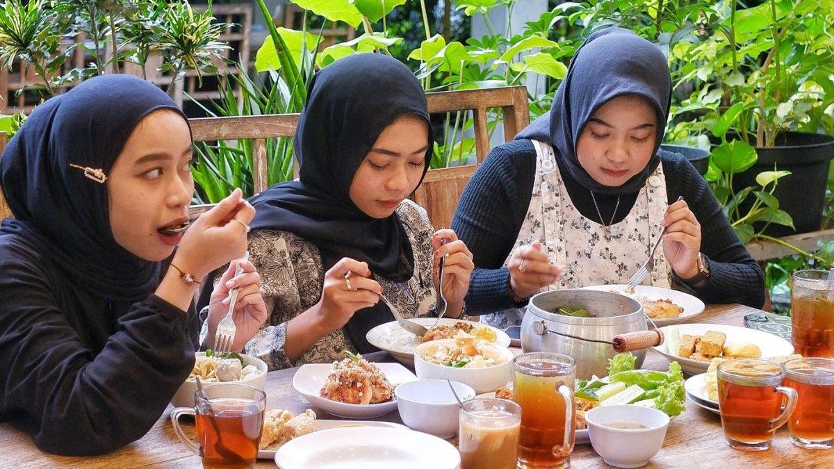 5 Resto di Solo dan Sekitarnya yang Menawarkan Paket Bukber, Pilih ...