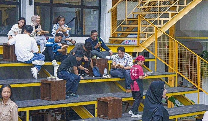 JNM Bloc di Pakuncen, Wirobajan, Jogja, Spot Nongkrong Kekinian yang ...