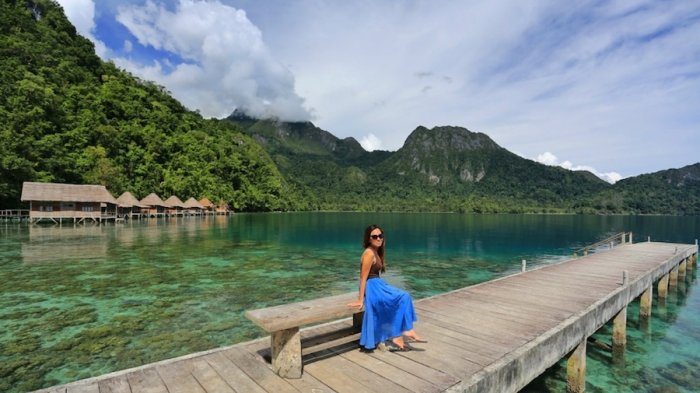 Sedang Traveling ke Ambon, Ini 3 Spot Instagramable untuk Menikmati ...