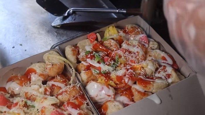 Baso Aci Imut Berbumbu Unik di Bandung, Saus Pizza Jadi Favorit ...