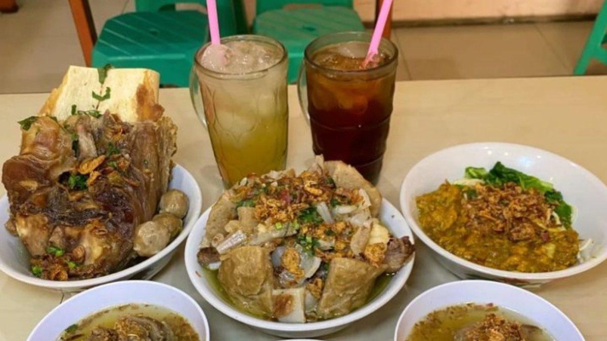 Bakso Bunderan Ciomas, Makan Siang Enak di Bogor dengan Topping Tulang ...