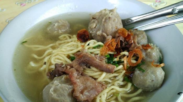 Icip Uniknya Bakso Pak Emprit, Kuliner Legendaris di Solo yang Sajikan ...