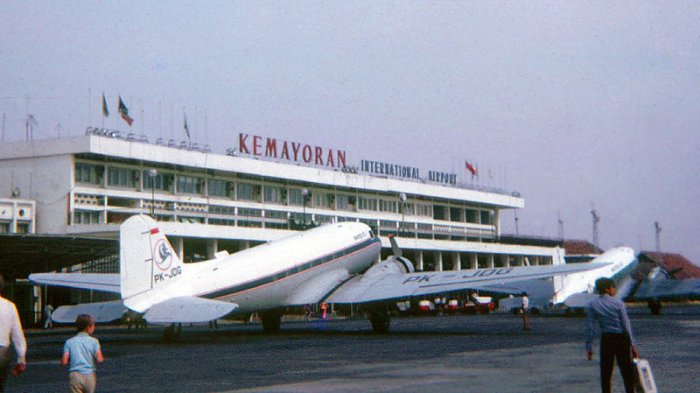 5 Bandara Pertama di Indonesia yang Dibangun Kolonial Belanda, Ada yang ...