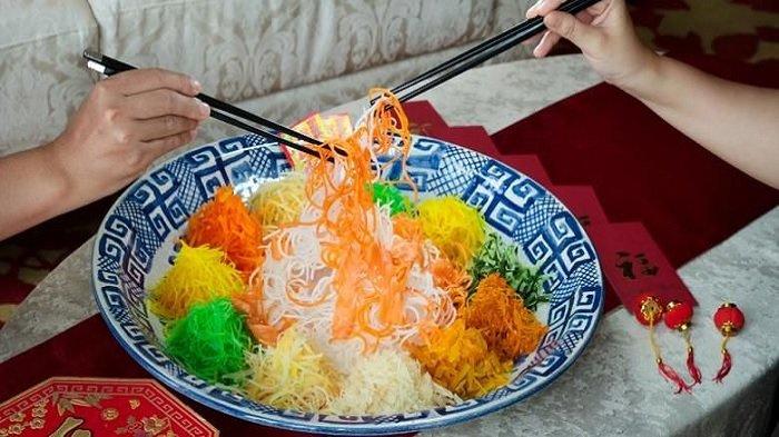 Resep Yu Sheng, Salad Khas Perayaan Imlek yang Melambangkan Kemakmuran ...
