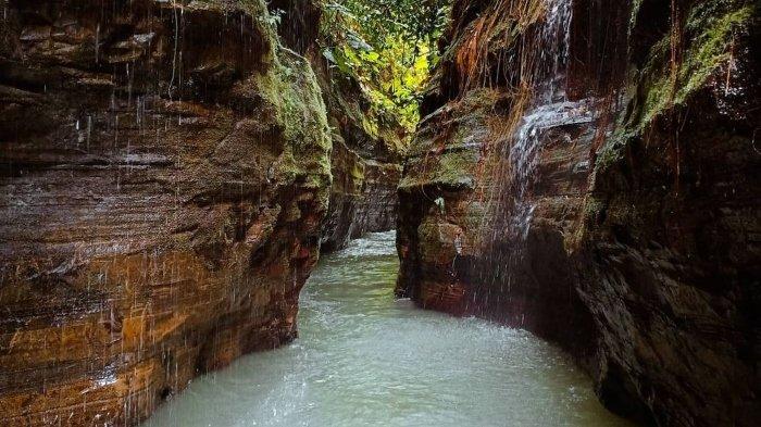 7 Tempat Wisata Alam di Pandeglang, Ada Curug Putri Tahura yang ...