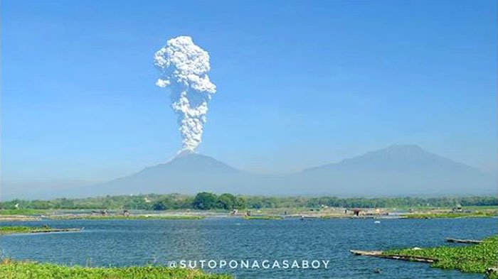 Berita Topik Gunung Merapi Erupsi Terbaru Hari Ini - Tribun Travel