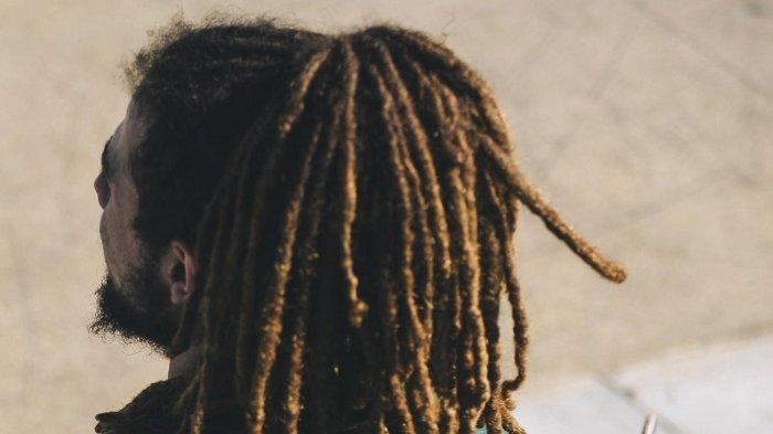 Fakta Unik Rambut Gimbal yang Populer di Berbagai Negara hingga Terus ...