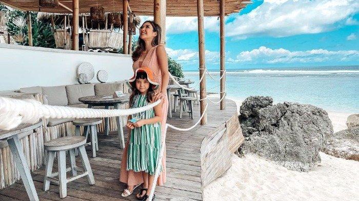 Momen Gisella Anastasia Liburan di Bali, Tampil Kompakan Bareng Gempi - Tribun Travel