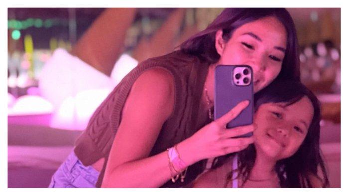 Momen Liburan Seru Gisella Anastasia di Singapura, Ajak Gempi Main ke Museum of Ice Cream ...