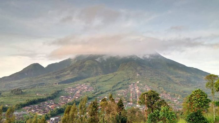 5 Spot Foto Berlatar Gunung Merapi Terbaik yang Bisa Kamu Coba Saat ...