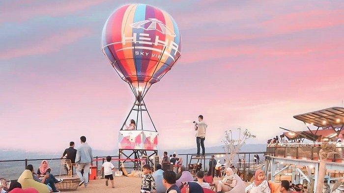 Cara Pesan Tiket Masuk HeHa Sky View Terbaru 2021 Secara Online ...